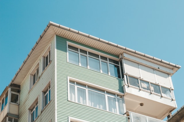 How To Move Furniture Into A Second Floor Apartment 8 Tips how-to-move-furniture-into-a-second-floor-apartment-8-tips